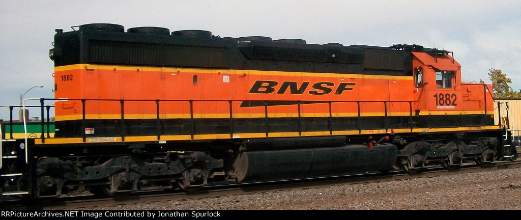 BNSF 1882, 10-16-2011B